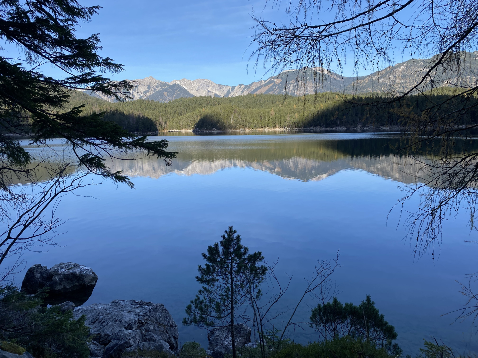 GUIA PARA VISITAR O LAGO EIBSEE NA BAVIERA, ALEMANHA - The Fancy Explorer